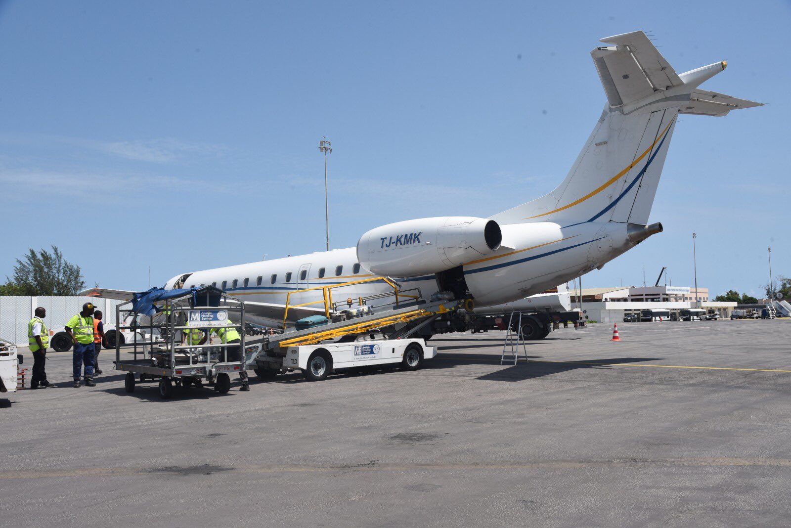 Transport aérien au Bénin : une compagnie béninoise lance ses activités ...