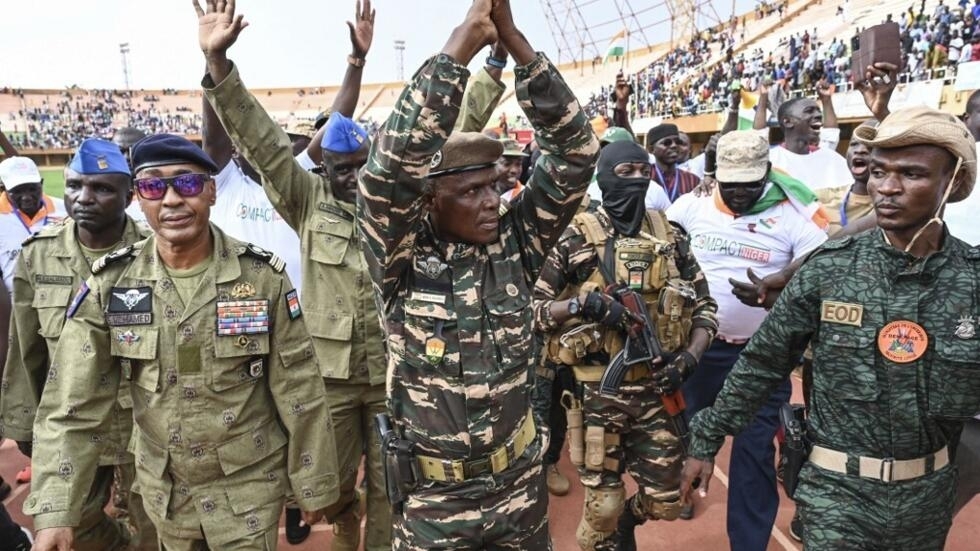 Le colonel putschiste Ibro Amadou du Niger : "Le combat ne s'arrêtera ...