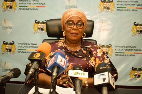 Présidentielle Bénin 2026 : Paul Hounkpè promet le kilo d’aileron à 1 ...